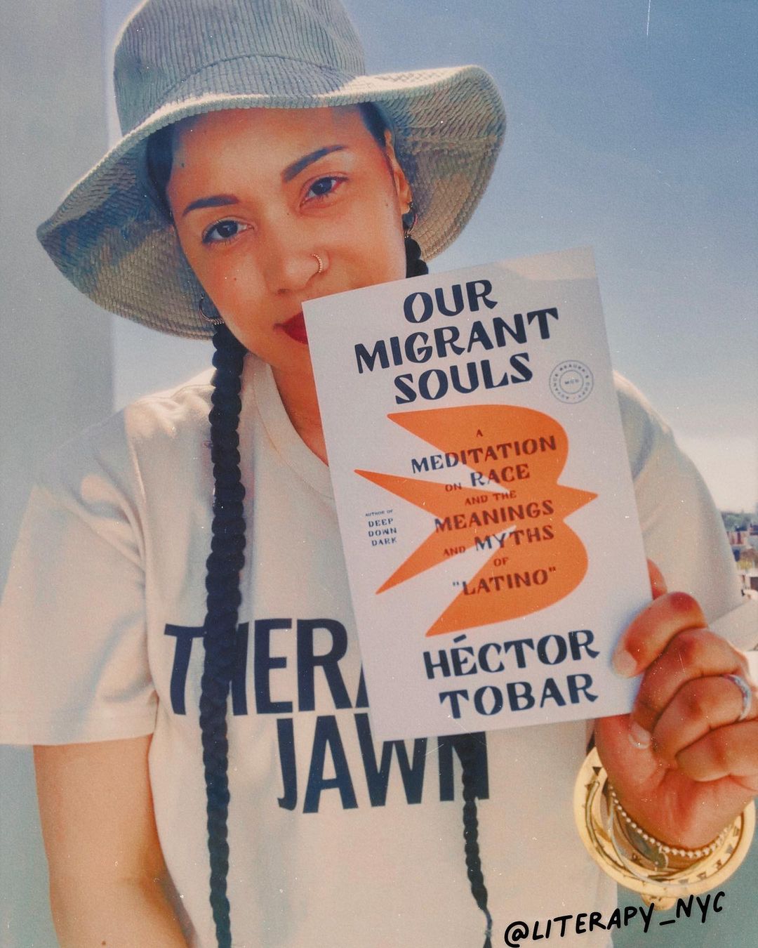 Debunking Latino Stereotypes: Pulitzer Prize Winner Héctor Tobar ...