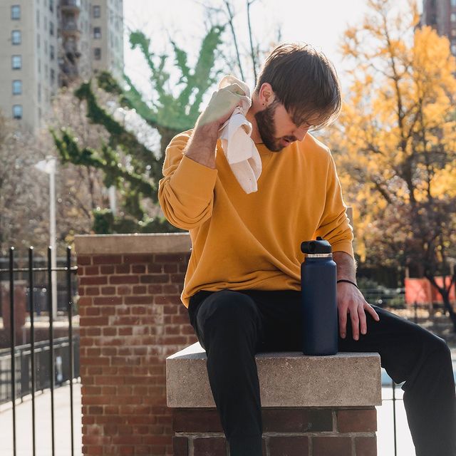 How to Stop Sweating So Much - Parriva