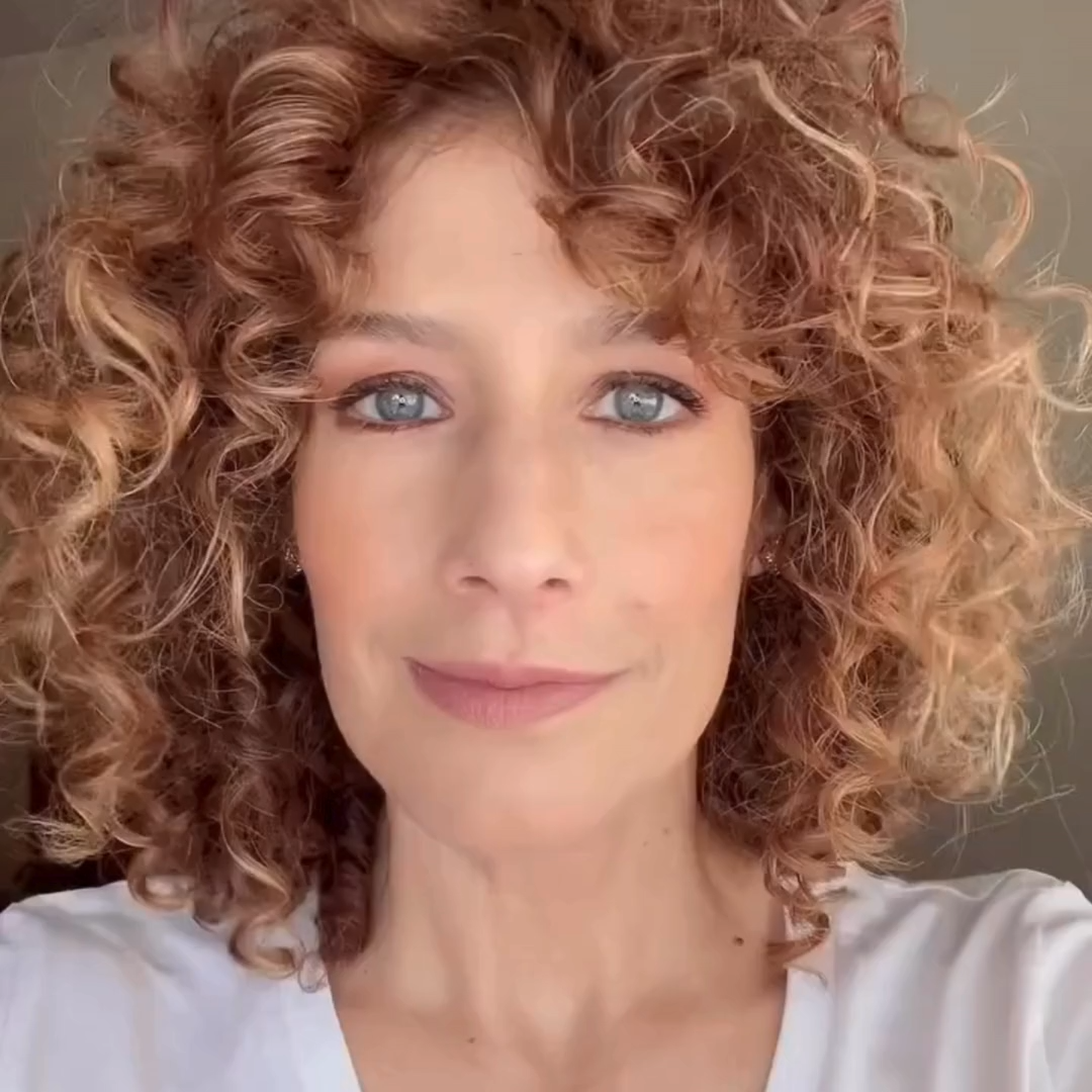 Daniela Ganoza And Her Struggle With 'curly Hair' - Parriva