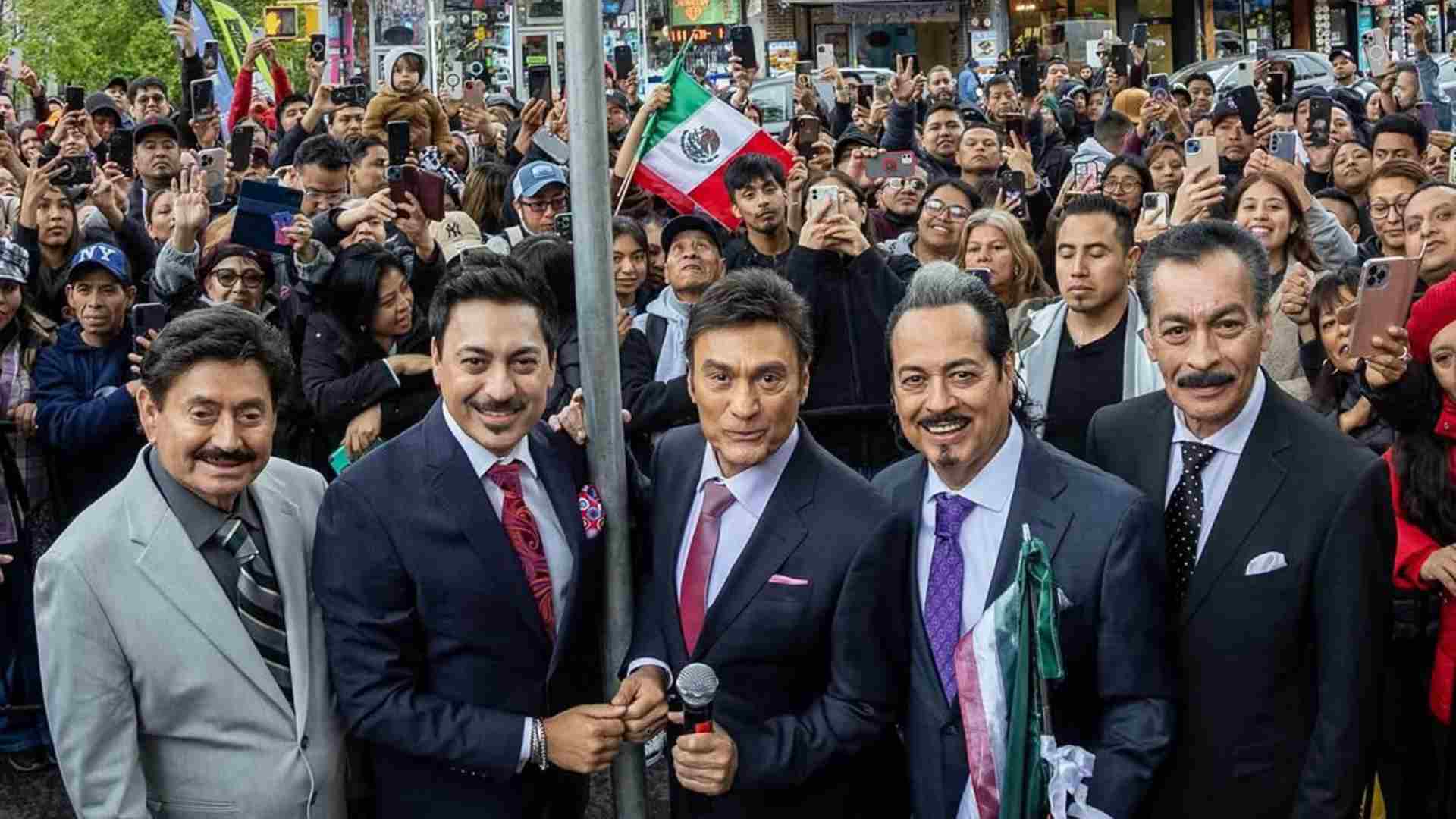 Julión Is Banned, While Los Tigres Del Norte Perform In NY: "We Must Raise Our Flag For Our ...